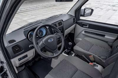 China Chery Karry Q22L 11-Seat Passenger Van | 4430mm Length | 1173cc Gasoline Engine | 118km/h Max Speed for sale