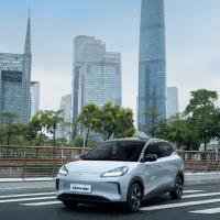 China Wuling Binguo EV 2024 5 Door 4 Seat Electric Hatchback 333km 410km Range New Energy Car for sale