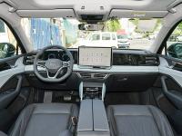 China 2024 SAIC Volkswagen Tuguan L Pro 330TSI 2.0T Gasoline Mid-size SUV 7 DCT for sale