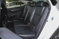China Toyota Camry 2024 2.0HE Elite Edition Oil-Electric Hybrid Sedan 4915mm Length 4.2L/100km for sale