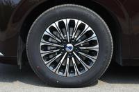 China BYD Denza D9 DM 2024 Pioneer Four-Seat Plug-in Hybrid MPV 960km Range 7.9s 0-100km for sale