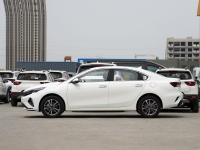 China Kia K3 2024 1.5L IVT Luxury Smart Edition Gasoline 4-Door 5-Seater Front Drive Sedan for sale