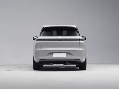 China Li Auto L6 Max EREV SUV 2024 Gray 4925mm Length 2920mm Wheelbase for sale