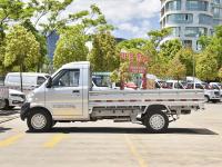 China Wuling Rongguang Flatbed Mini Cargo Truck 1.5L 102HP 2 Seats 2920mm Cargo Box for sale