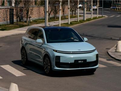 China BYD Qin PLUS DM-i Smart Driving Edition Plug-in Hybrid Sedan 120kW 210Nm for sale