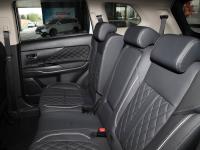 China Mitsubishi Outlander 2021 2.4L 4WD 7-Seater Compact SUV 141kW 10.2s Acceleration for sale