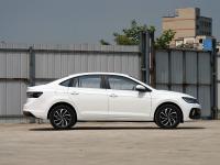 China 2024 Compact Sedan 1.5L Turbo 110HP 4-Door 5-Seat Gasoline Car with 6-Speed Manual Transmission for sale