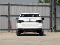 China 2024 Compact Sedan 1.5L Turbo 110HP 4-Door 5-Seat Gasoline Car with 6-Speed Manual Transmission for sale