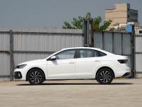 China 2024 Compact Sedan 1.5L Turbo 110HP 4-Door 5-Seat Gasoline Car with 6-Speed Manual Transmission for sale