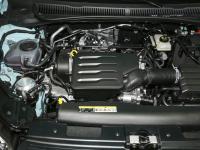 China Compact Gasoline Sedan 2024 81kW 141Nm 6-Speed Manual 4 Door 5 Seats for sale