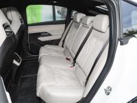 China 2024 Extended-Range Electric Medium Car 160kW 320Nm 5-Door Hatchback 2286kg Max Load for sale