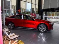 China 2024 Extended-Range Electric Medium Car 4921mm Length 160kW Motor 218HP 200km Electric Range for sale