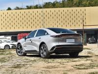 China 2024 Extended-Range Electric SUV 5-Door 5-Seat 4921mm Length 1862kg Curb Weight 160kW Motor for sale