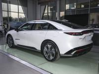 China 2024 Extended-Range Electric Medium Car 160kW 218HP 5-Door Hatchback 4921mm Length for sale