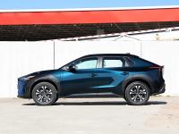 China FAW Toyota bZ4X 2022 Dual Motor AWD Mid-Size SUV BEV 560km Range 160kW for sale