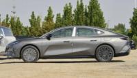 China Geely Galaxy Xingyao 8 PHEV 1.5L 2025 Plug-in Hybrid Sedan 130km Range for sale