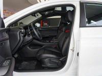 China 2025 MG 5 180DVVT Global Luxury Edition 1.5L 129HP Gasoline Sedan 4-Door 5-Seat for sale