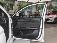 China 2025 MG5 300TGI Global Flagship Compact Sedan 1.5T 181Ps 7DCT R17 Gasoline Left Hand Drive China for sale