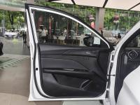 China 2025 MG5 300TGI Global Flagship Compact Sedan 1.5T 181Ps 7DCT R17 Gasoline Left Hand Drive China for sale