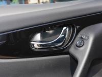 China 2025 Nissan Qashqai Facelift 2.0L CVT Compact SUV 151HP Gasoline Left Hand Drive China for sale