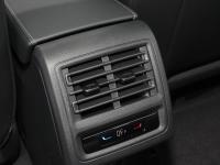 China 2025 Volkswagen Golf 300TSI Compact Hatchback 1.5T 160HP 7DCT FWD for sale