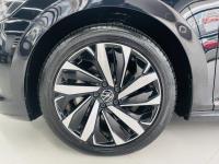 China Volkswagen Passat 330TSI Luxury 2022 2.0T 59800km Mid-Size Sedan for sale