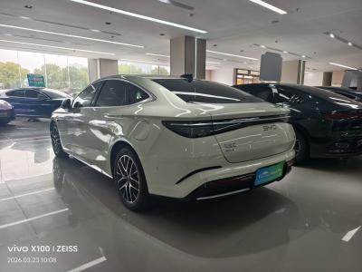 China BYD Seal 07 DM-i 2025 1.5L PHEV Sedan 125km Electric Range 17.6kWh Blade Battery for sale