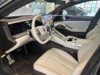 China Denza Z9 DM 2024 1100 4WD MAX Plug-in Hybrid SUV 2000km Original Paint for sale