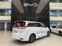 China Denza D9 DM 2025 Smart Driving Edition 1020 4WD Flagship 22000km White for sale