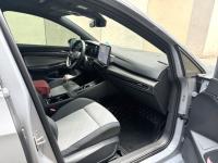 China 2025 Volkswagen Golf 8 R-Line 1.5TSI 300TSI DSG 7-Speed Automatic Hatchback for sale