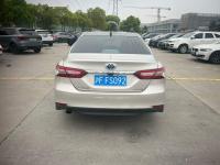 China Toyota Camry 2.5 Hybrid 2022 48000 km Silver Sedan Original Paint for sale