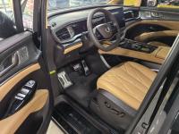 China Denza D9 2025 DM-i 2WD Premium 8000km Original Paint Black for sale