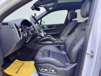 China 2021 Porsche Cayenne E-Hybrid 2.0T Plug-in Hybrid SUV 14k km for sale