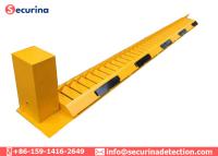 China K8 Anti Collision Levels Hydraulic Barrier Spikes 6300mm Width 16mm Panel Thickness for sale