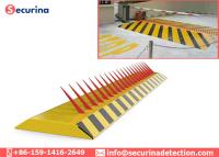 China Remote Control One Way Automatic Spike Barrier , Road Tire Killer for sale