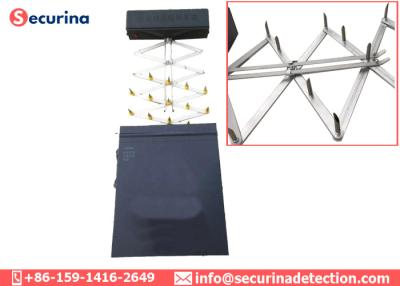 China Retractable Spike Strips Tire Shredders , 7m Portable Speed Bumps For Police / Army for sale