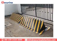 China Reflecting Adhesive Strip Warning Anti-terrorist Hydraulic Roadblocker for Vehicle Access Control for sale