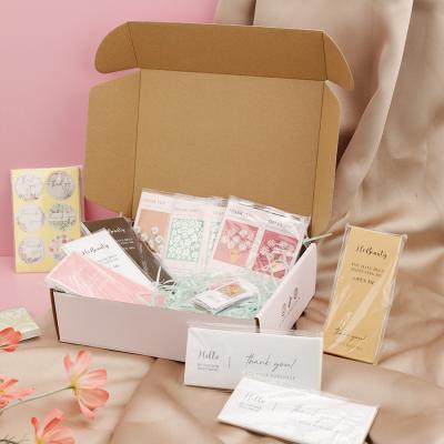 China Eco-friendly Biodegradable Mailer Box Custom Logo Set with Thank You Card and Sticker for sale