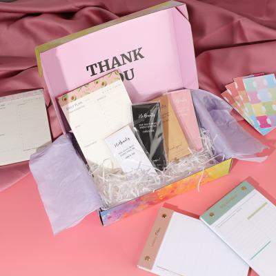 China Custom E-commerce Mailer Box Set with Thank You Card Tissue Paper and Sticker Recyclable for sale