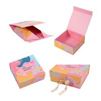 China Unique Design Pink Paper Magnetic Closure Cardboard Packaging Box for Gift Clothing for sale