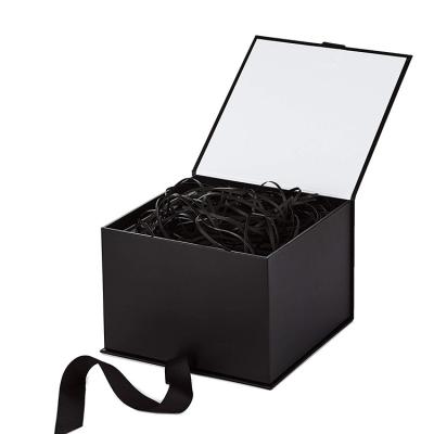 China Retail Stand Box With Stamping Printing Handling For Custom Logo Luxury Shoe Packaging for sale