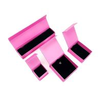 China Custom Order Pink Cardboard Cosmetic Jewelry Gift Packaging Box with Magnetic Closure for sale