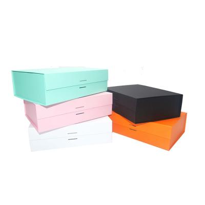 China Custom Logo Shoes Clothing Packaging Cardboard Folding Gift Box With Magnetic Closure for sale