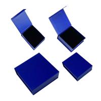 China Custom Logo Printed Cardboard Jewelry Necklaces Ring Magnetic Closure Box For Gift Packaging for sale