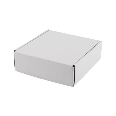 China Folders Custom Logo Clothing Shoes Packaging White Corrugated Cardboard Box For Shipping for sale