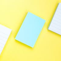 China [HansolMTS] 5 Colors Sticky Notes with Strong Adhesion 50x76mm Standard Size Paper Pads for Professional Use for sale