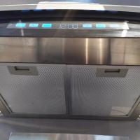 China Ducted SS Chimney Curved Glass Cooker Hood For Kitchen for sale