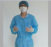 China Hospital Medical Isolation Gowns White Blue Color For Medical Examination for sale