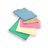 China Long Sleeves Disposable Surgeon Gown , Non Woven Isolation Gown Anti Pollution for sale