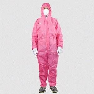 China Strong Pink Disposable Isolation Gowns Antibacterial For Hospital / Lab for sale